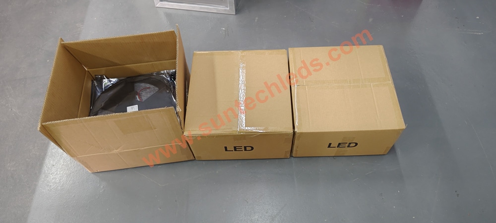 1800k golden color 15 meters per roll SM16703 LED strip send to Holland